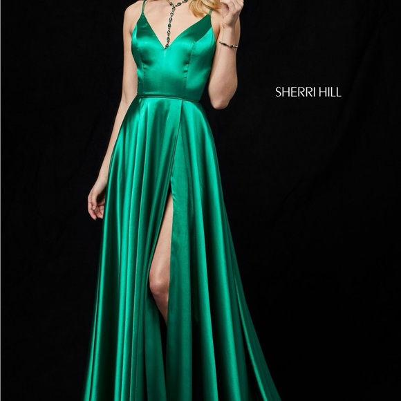 Sherri Hill | Dresses | Sherri Hill Emerald Green Prom Dress | Poshmark